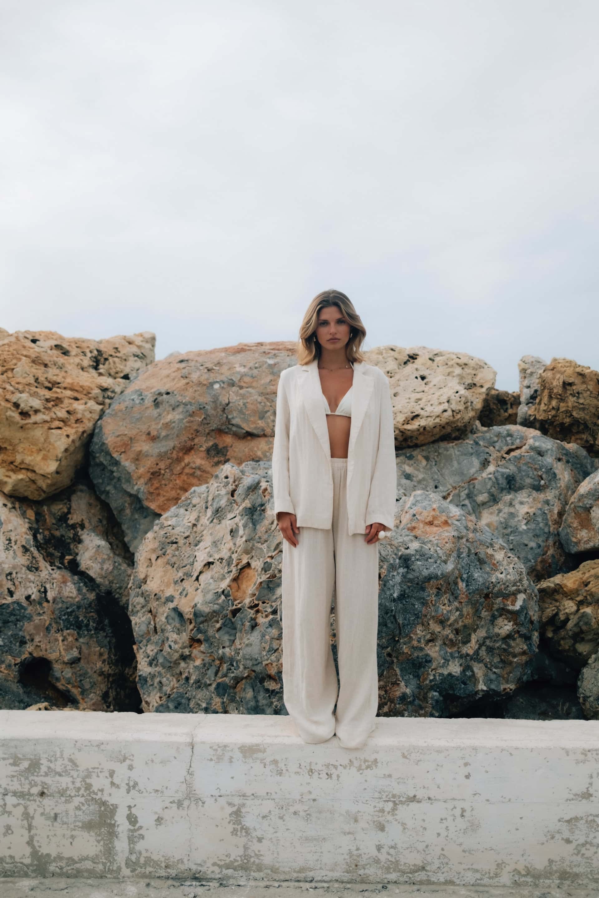 Kremowa marynarka na lato damska ANNA OFF WHITE | sklep NAREE