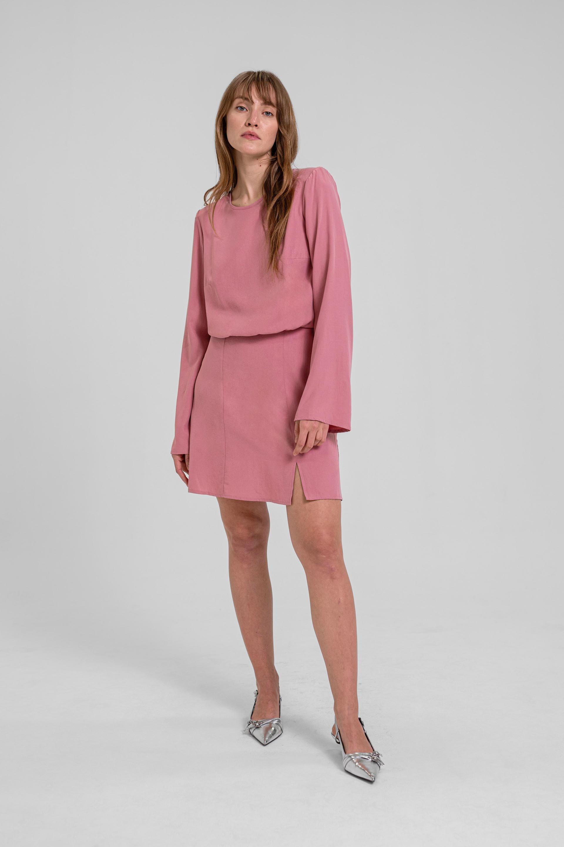 Różowa Sukienka mini z Odkrytymi Plecami i Rozcięciem na Udzie Nardo ...